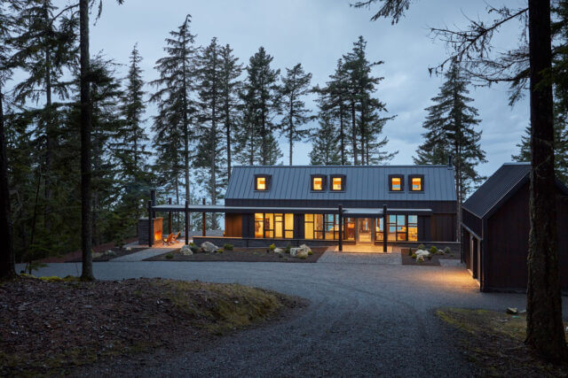 Vandervort Architects 2270 home design by Lindal